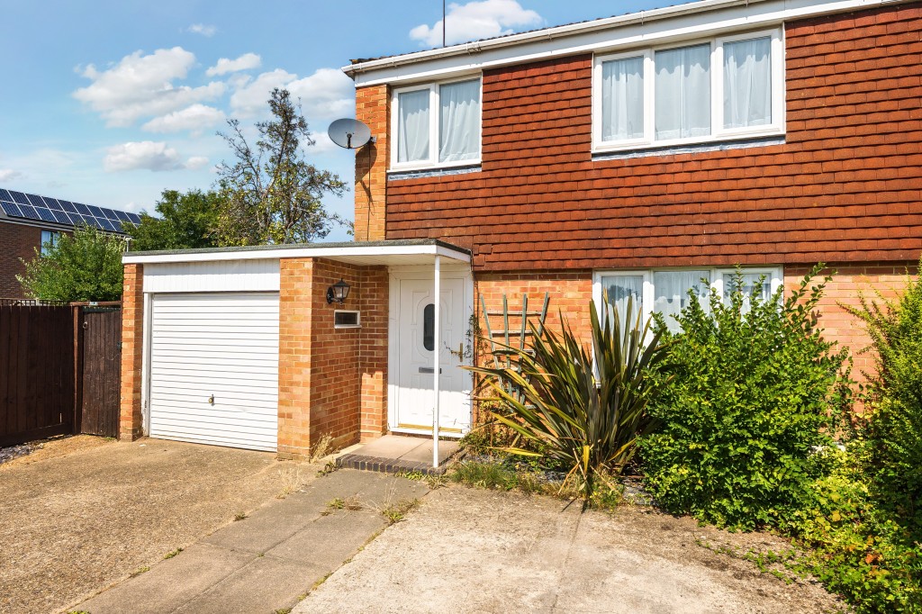 Whaley Road, Wokingham, 3 bedroom, Semi-Detached