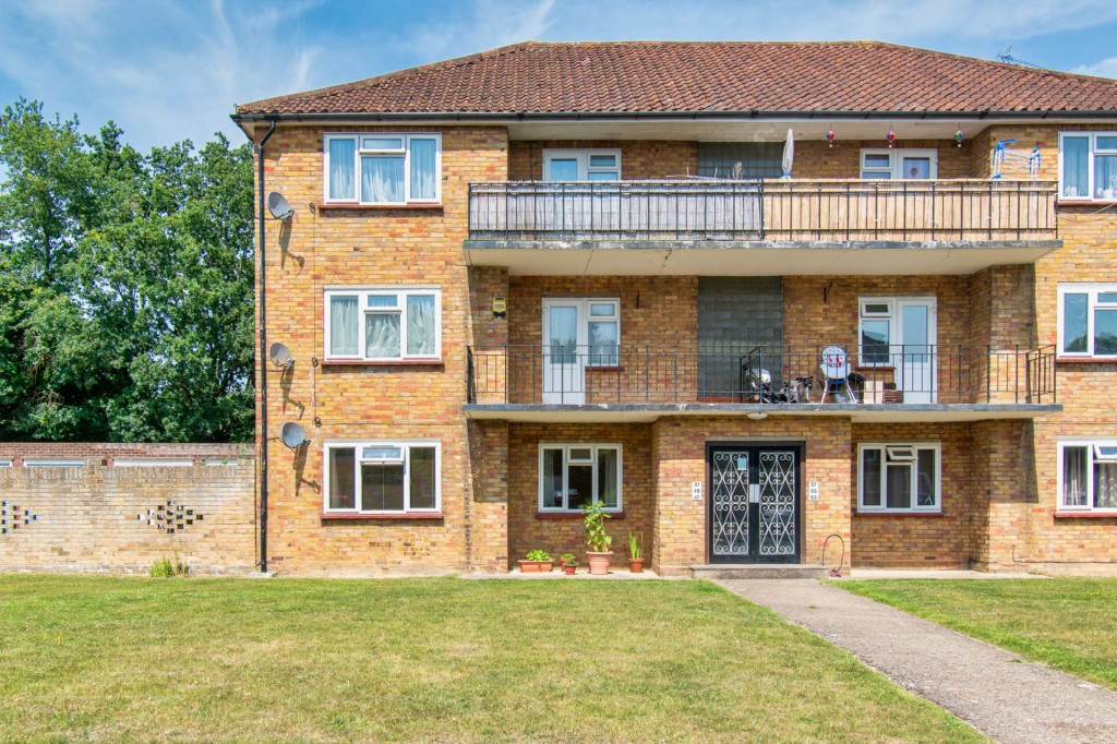 Courts Road, Earley, Reading, 2 bedroom, Flat